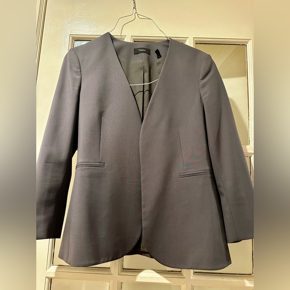 Grey Theory Blazer - Gem